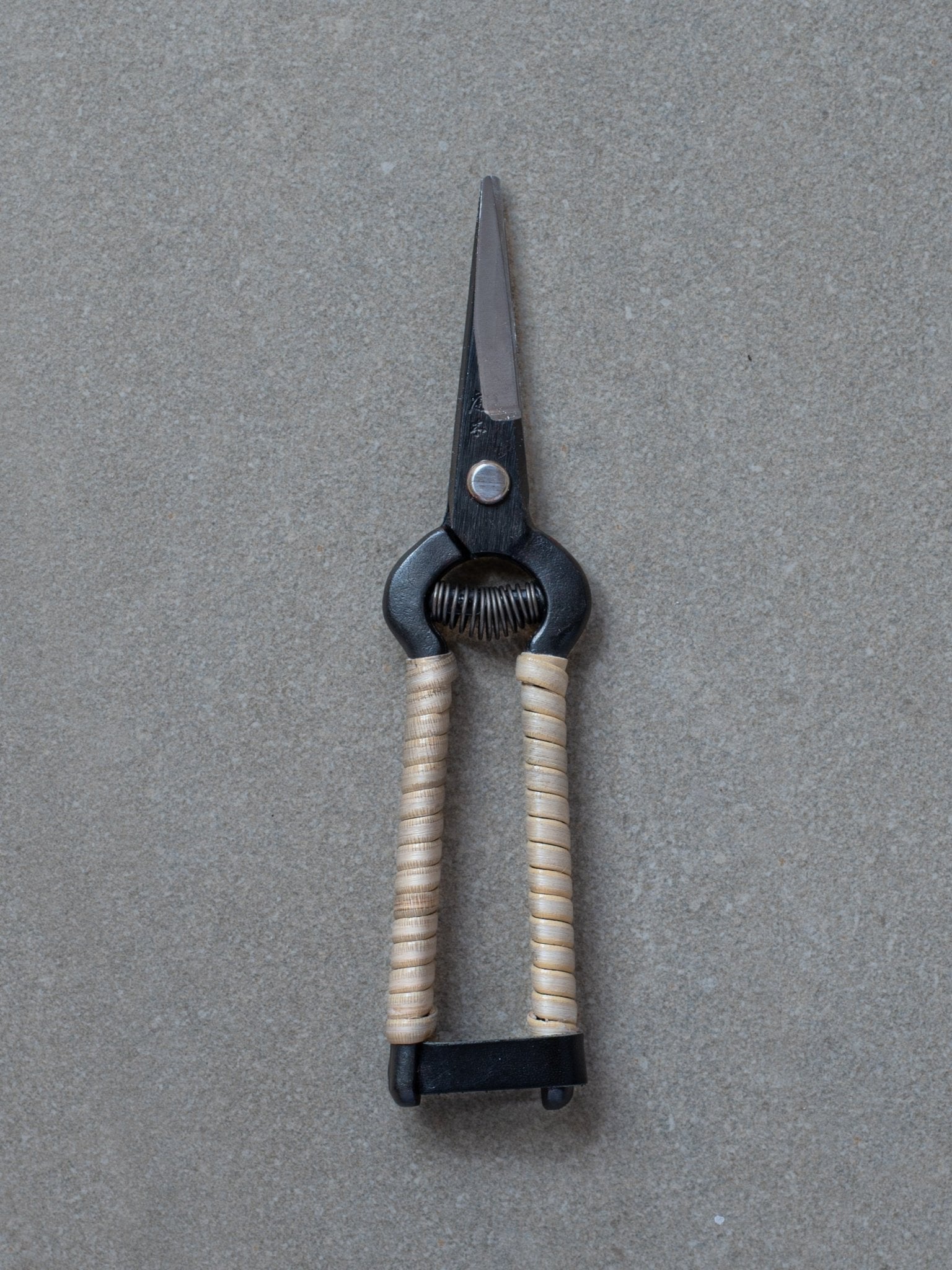 Niwaki Rattan Snips – Mujo Store