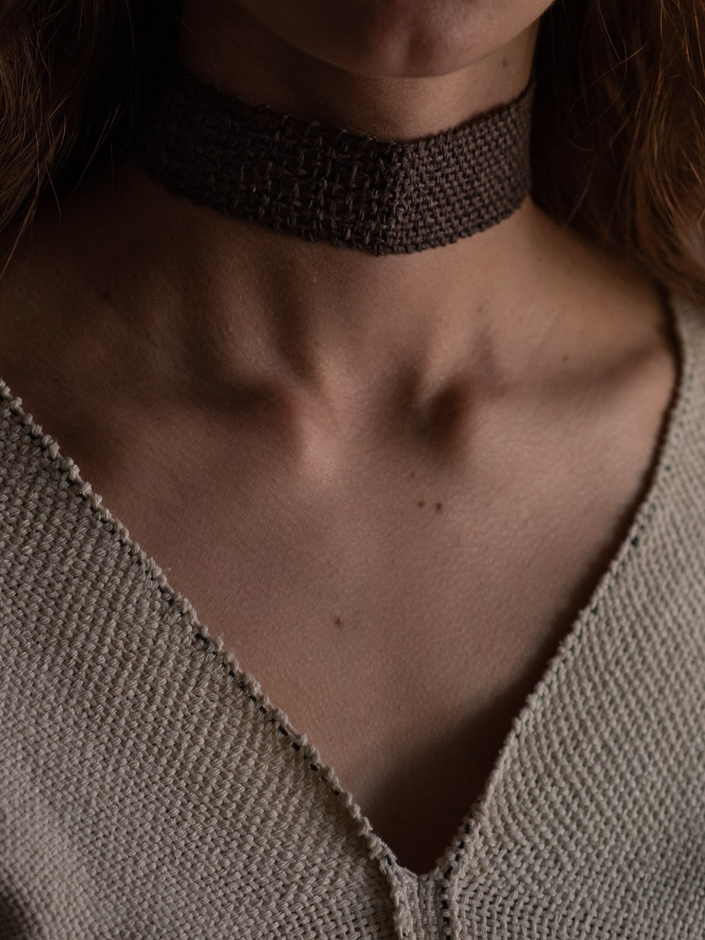 Elizabeth Leslie Split Paper Collar - Umber – Mujo Store